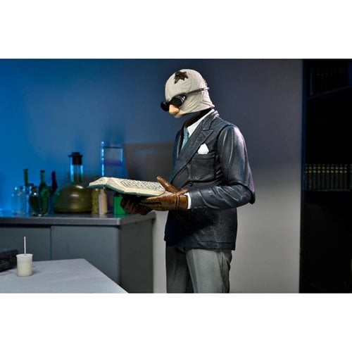 NECA Universal Monsters Ultimate Invisible Man 7-Inch Scale Action Fig ...